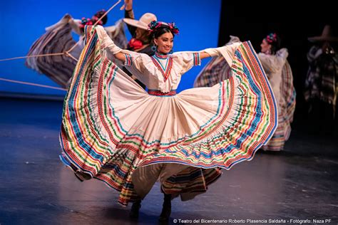 El Ballet Folklórico de México de Amalia Hernández resalta en su