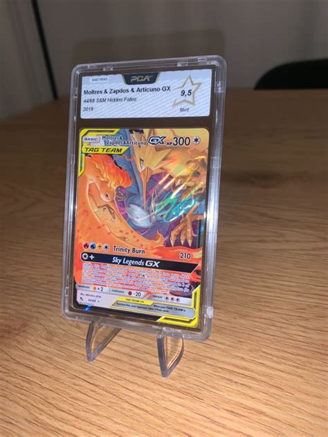 Hidden Fates Pokémon Graded Card PCA 9 5 Moltres Catawiki