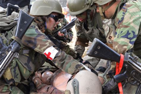Finalizó el Curso de Cuidado de Heridos en Combate Armada de Chile
