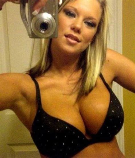 Beautiful Busty Girls Part Pics