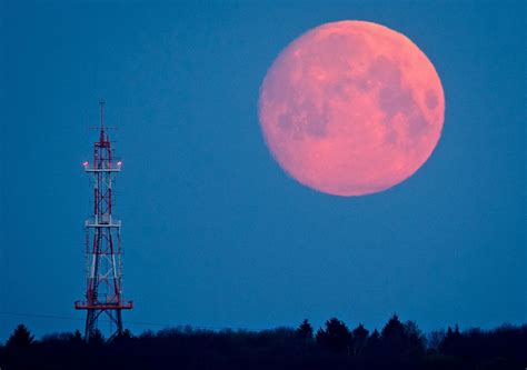 Luna Rosa 2023 En Vivo Cuándo A Qué Hora Y Cómo Se Ver La Luna Llena De Abril En Perú Y Otros
