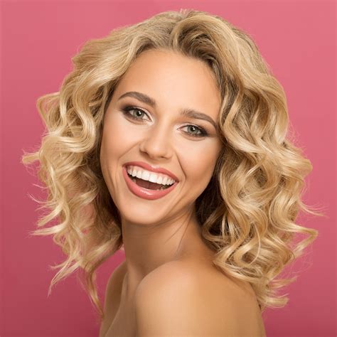 Cómo tener Rizos perfectos cortes y peinados para cabello rizado