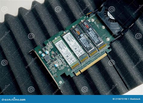 New Dell Ultra Speed Drive Quad Nvme M Disk With Multiple Nvme Disks
