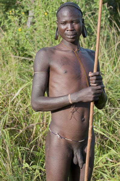 Nackter M Nnlicher Afrikanischer Stamm Fotos Von Frauen