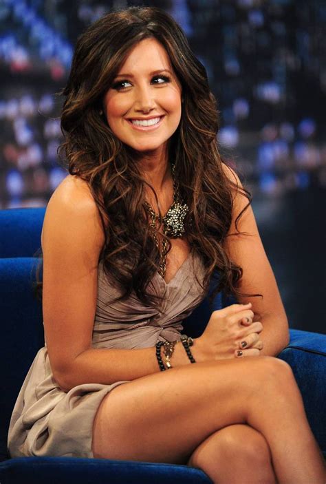 Pop Minute Ashley Tisdale Legs Fallon Photos Photo
