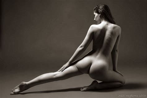 Pintura Moderna y Fotografía Artística Imagen del Día Desnudo