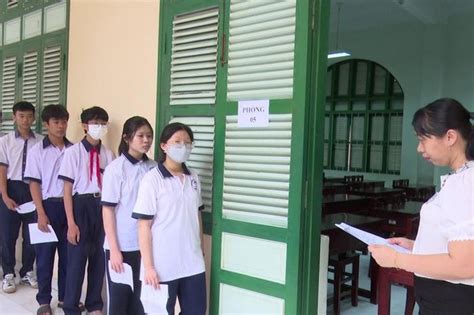 Sở GD ĐT Tiền Giang ra đề thi tiếng Anh vào lớp 10 gây bức xúc Báo VOV