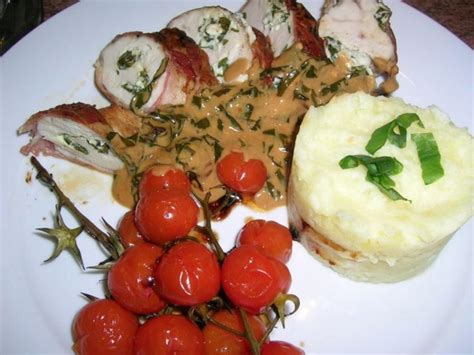 gefüllte Bärlauch Hähnchen Rouladen Rezept kochbar de