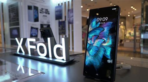 Vivo Siap Bawa HP Layar Lipat Ke Indonesia