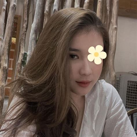 Du Uyên Tìm bạn trai hẹn hò biết chơi thể thao Máy Bay Bà Già AZ