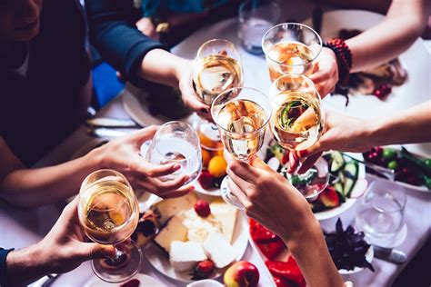 Cheers To Toasting Traditions Mo Wines Creative Cocktail Best
