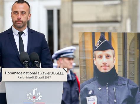 Le conjoint du policier tué aux Champs Elysées l a épousé à titre