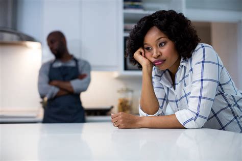 10 Possible Reasons She Says She Misses You But Ignores You And What To Do Next Hack Spirit