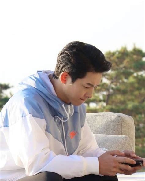 5 890 Me gusta 59 comentarios Song Joong Ki 송중기 songjoongkkki en