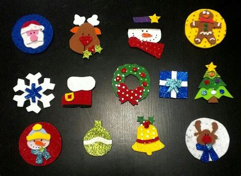 Adornos navideños de goma eva Goma eva navidad Adornos navideños