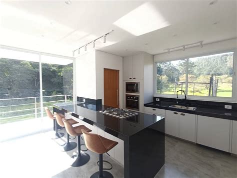 Casa de Condomínio na Avenida dos Cardeais 121 Condominio Porto