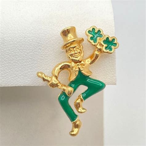 Avon Leprechaun Pin St Patrick S Day Lapel Pin Etsy Etsy