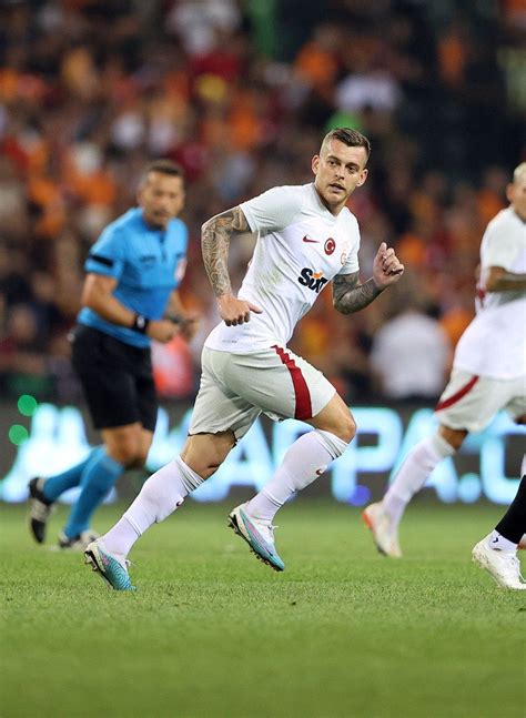 Peşindeyiz Galatasaray on Twitter Cicaldau Galatasarayın kamp