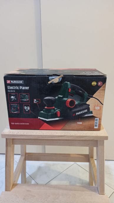 Parkside PEH 30 C3 električna blanja