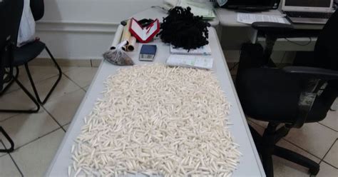 G1 Após investigações polícia prende trio suspeito de traficar em