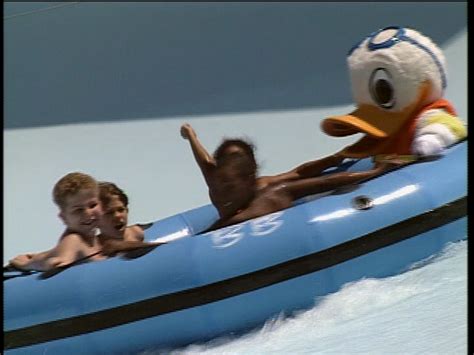 The SATURDAY SIX Looks At DISNEY SING ALONG SONGS Beach Party At Walt