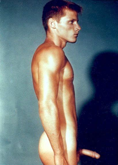 RETRO STUDS JIM STRYKER