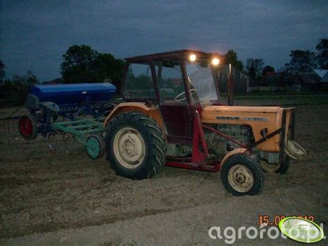 Zdjęcie ciagnik Ursus C 360 agregat uprawowo siewny 386541 Galeria