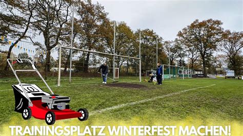 Rasen ansähen im Winter Wir machen unseren Fußballplatz Winterfest