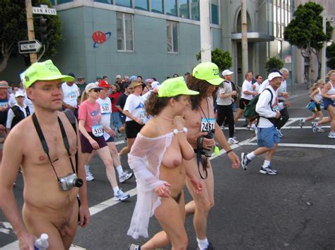 Bay To Breakers Girls Cumception