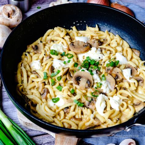 Champignon Spätzle Pfanne ganz einfach von waseigenes