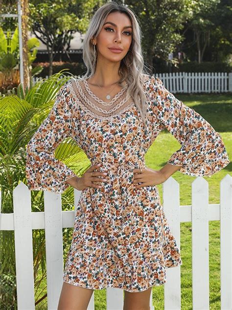 Robe Chic Et Fleurie Reine Fleurie