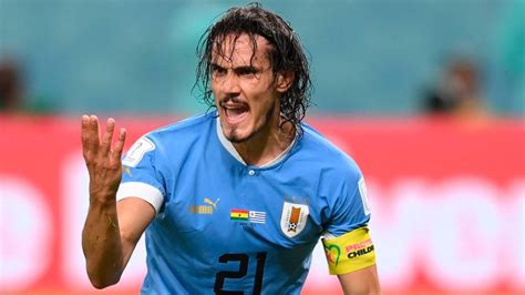 Tucum N Noticias Agencia De Noticias A Las Pi As Con El Var Cavani