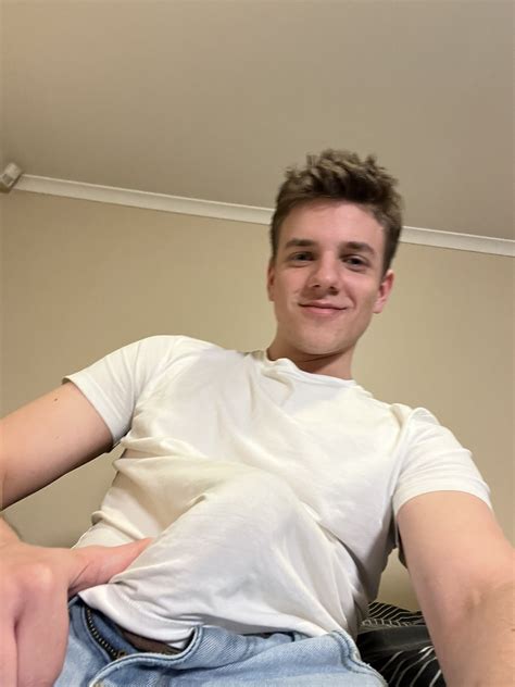 Tw Pornstars Connor Peters Twitter Good Morning Bottoms Pm