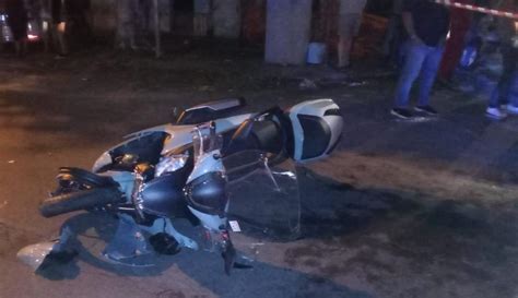 A Palermo Scontro Fra Scooter E Due Auto Una Vettura Scappa 3 Feriti
