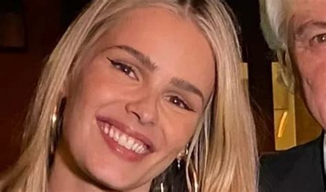 Quem é o discreto argentino pai de Yasmin Brunet A sister está no