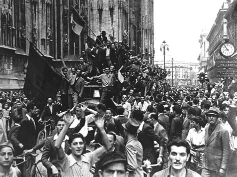 Luglio La Grande Illusione Della Caduta Del Fascismo Corriere It