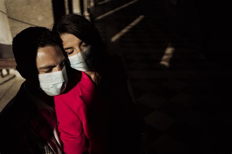 Amore Ai Tempi Del Coronavirus Piazza San Marco Deserta