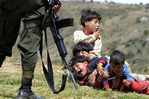 Los niños las principales víctimas del conflicto armado colombiano