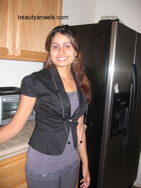 Desi Nude Indians Tamil Masala Aunties Photos