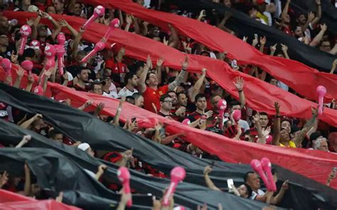 Torcida esgota ingressos para Flamengo x Avaí expectativa de 60 mil