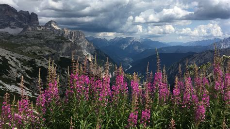 Best Long Distance Hiking Trails Around The World