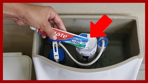 Coloqué Pasta Dental en el Tanque Del Inodoro y no Creerás lo que Pasó