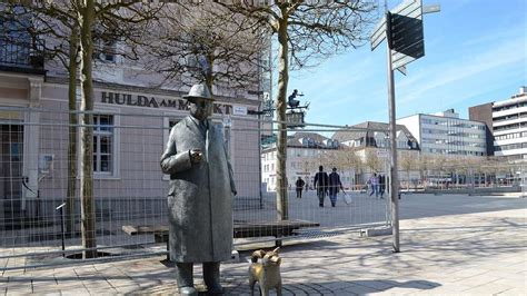 Herzlichen Glückwunsch Onkel Willi und Felix feiern runden Geburtstag