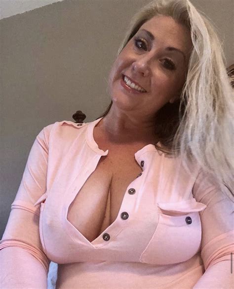 TW Pornstars Nita Marie Twitter Bra Less Is The Best RT If You
