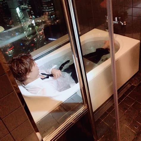 仲村宗悟さんのインスタグラム動画 仲村宗悟Instagram 1日1しゅうご いつかの撮影風景をお届けしますHPのメディア情報も