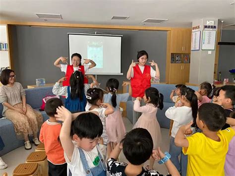 常州工学院大学生志愿者团队参与绘本阅读推广 助力书香传播 多彩大学生网