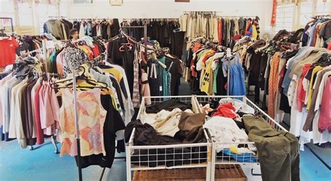 Cara Memulai Bisnis Thrift Shop Yuk Intip Lima Caranya