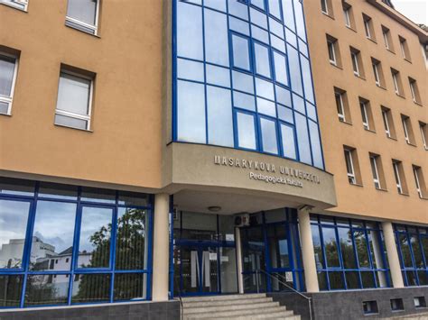 Brn Nsk Univerzita E Sexu Ln Skand L T Locvik V C Pad Na Nov