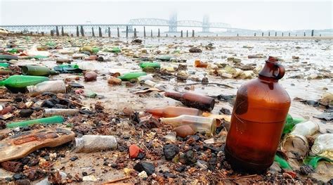 Ésta es una de las playas más contaminadas del mundo Bioguia