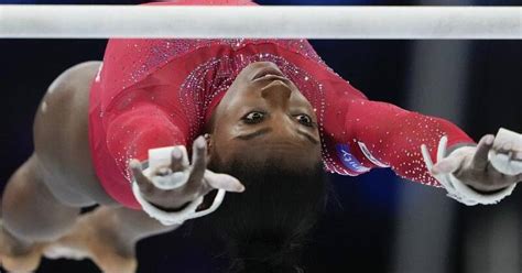 Andrade Wins Vault Title Denies Biles A Gold Goulburn Post